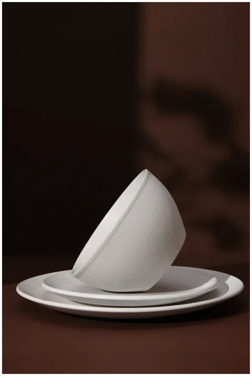 Cadence & Co. Maze Matte Glaze Ribbed Dinner Set, 12 Piece (White ...